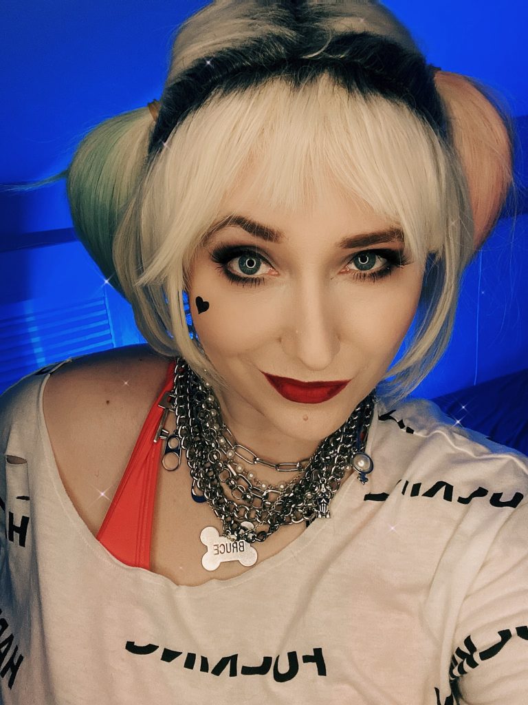 Harley Quinn Birds of Prey Cosplay Breakdown - Superficial Gallery